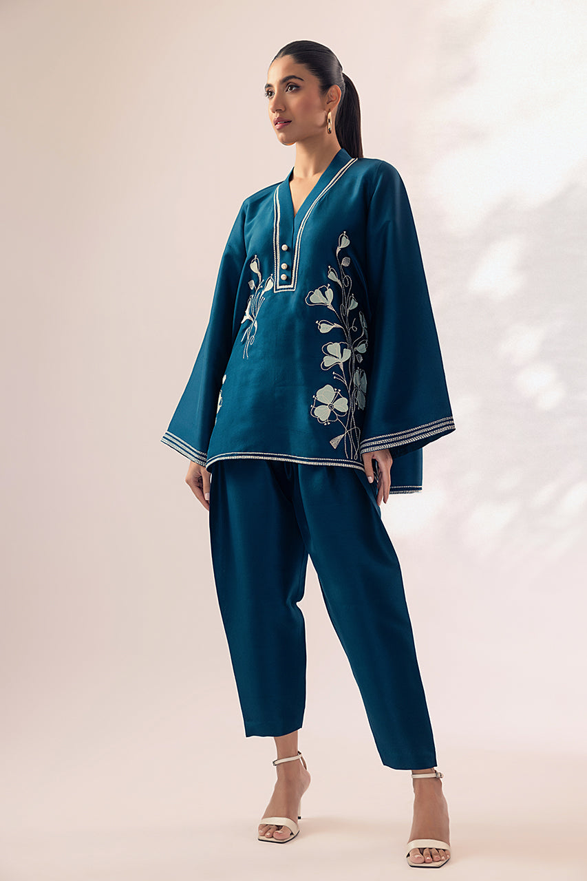 Serena (B) – Western.pk