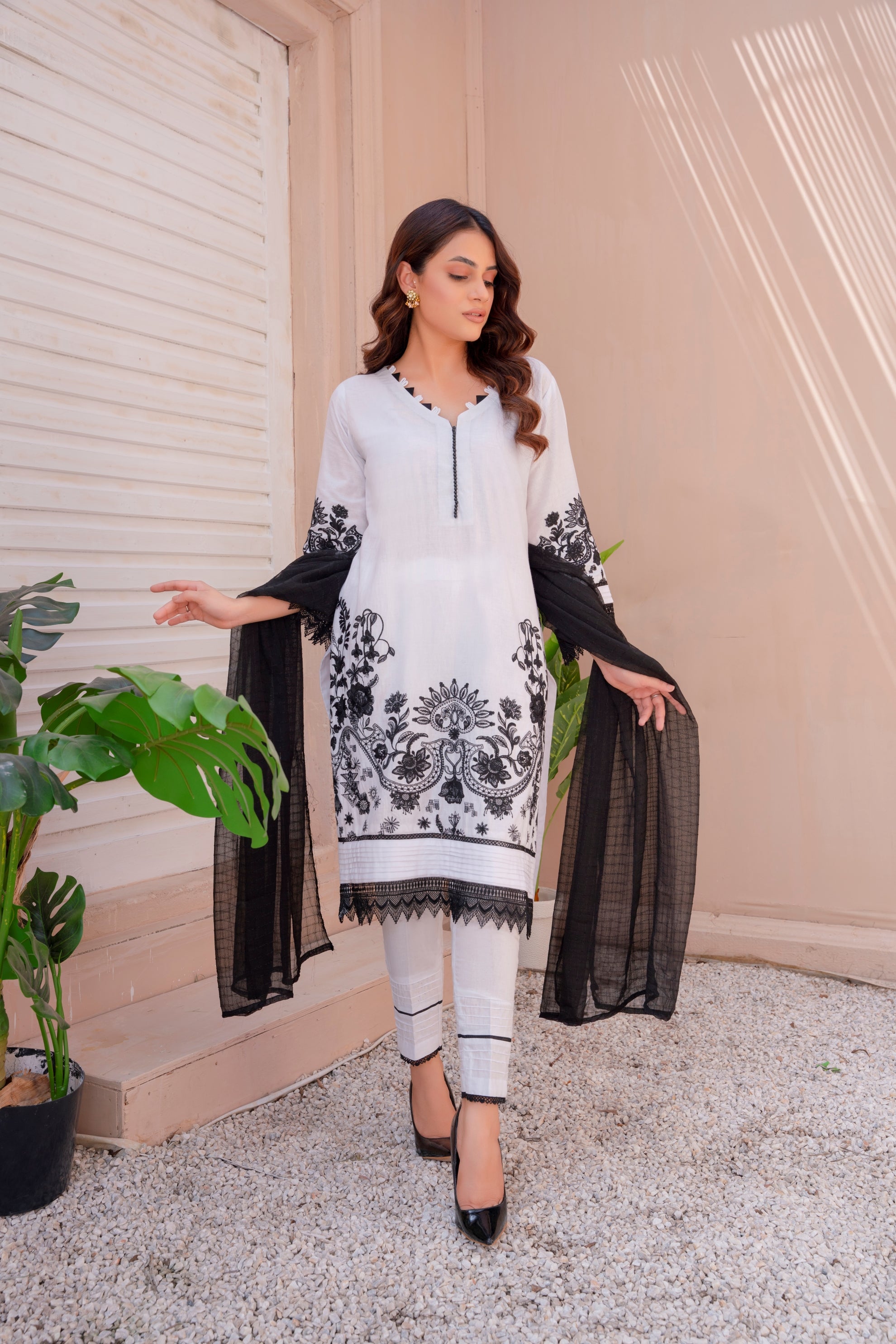 Bebano - MC-02 – Western.pk