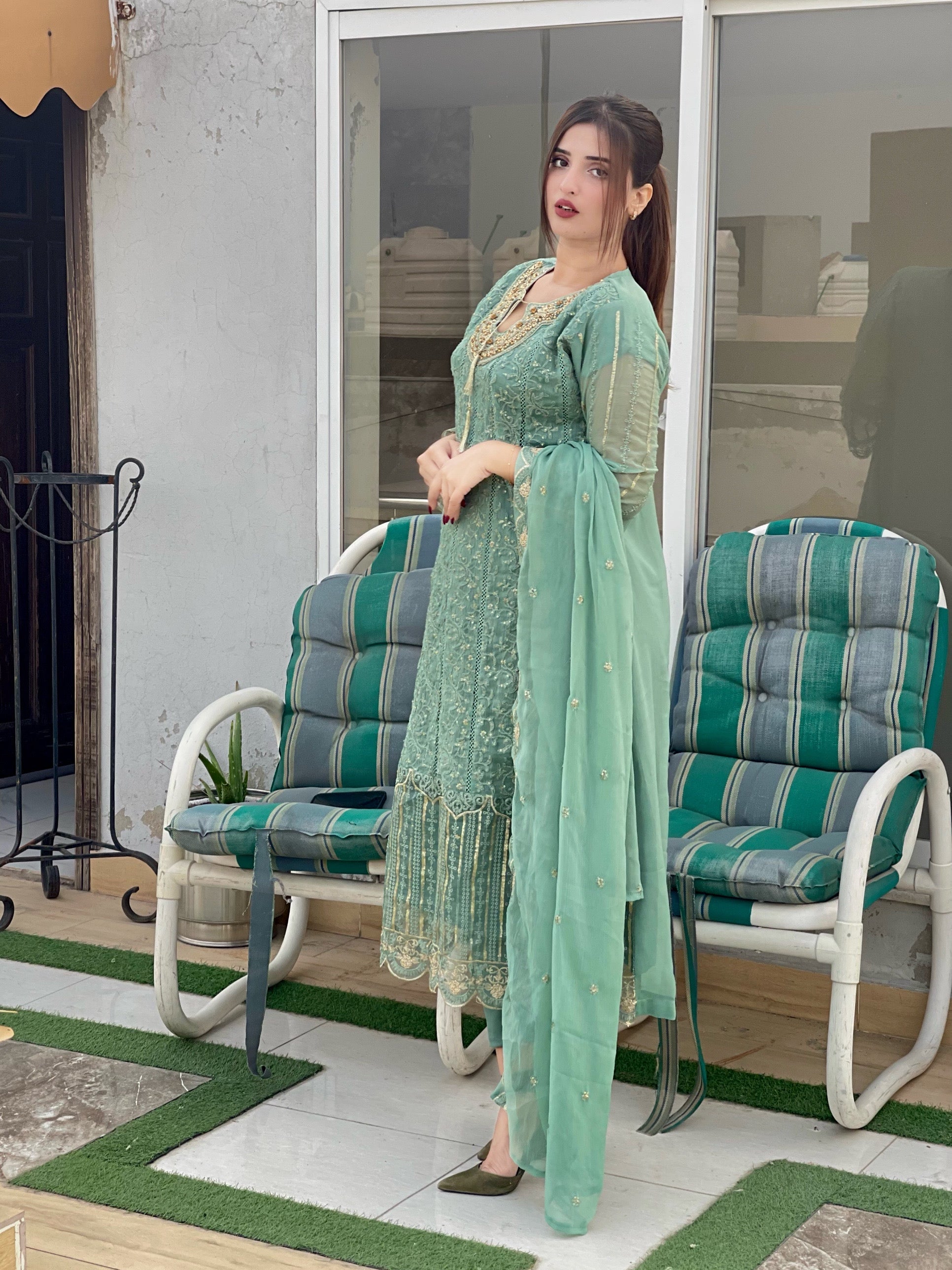 Four Season Boutique - Iffi Mano Pista – Western.pk