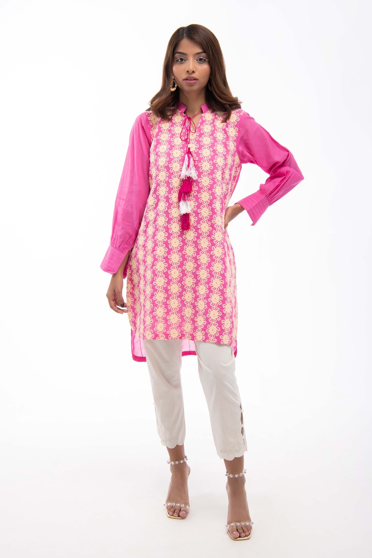 BTW - MULTI CHICKS – Western.pk