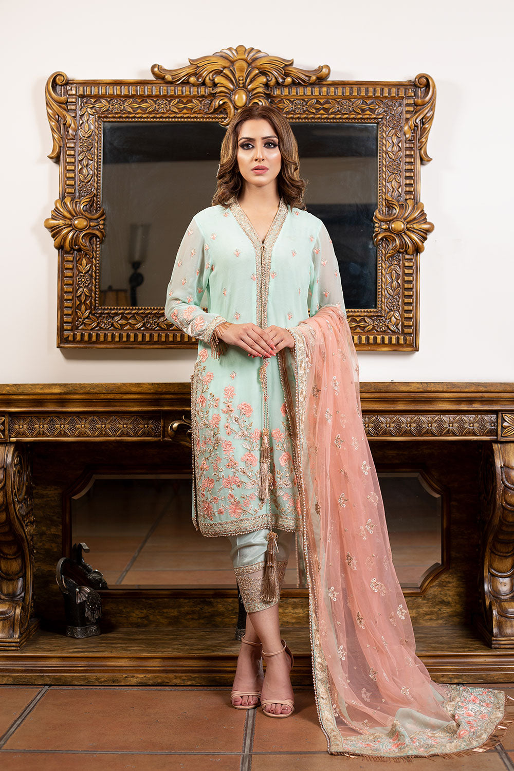 Lyla - Design 04 – Western.pk