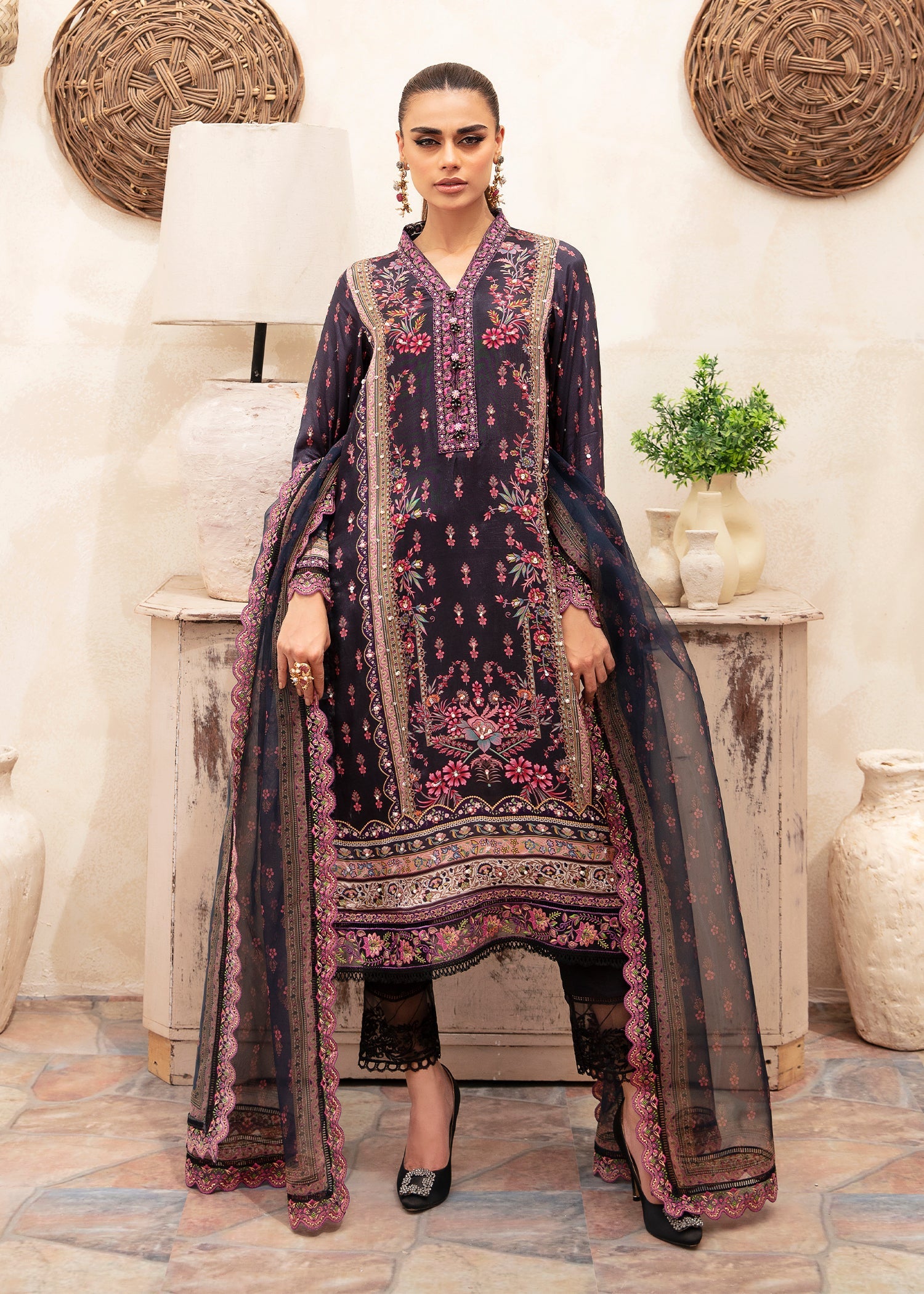 Kanwal Malik - Zoe – Western.pk