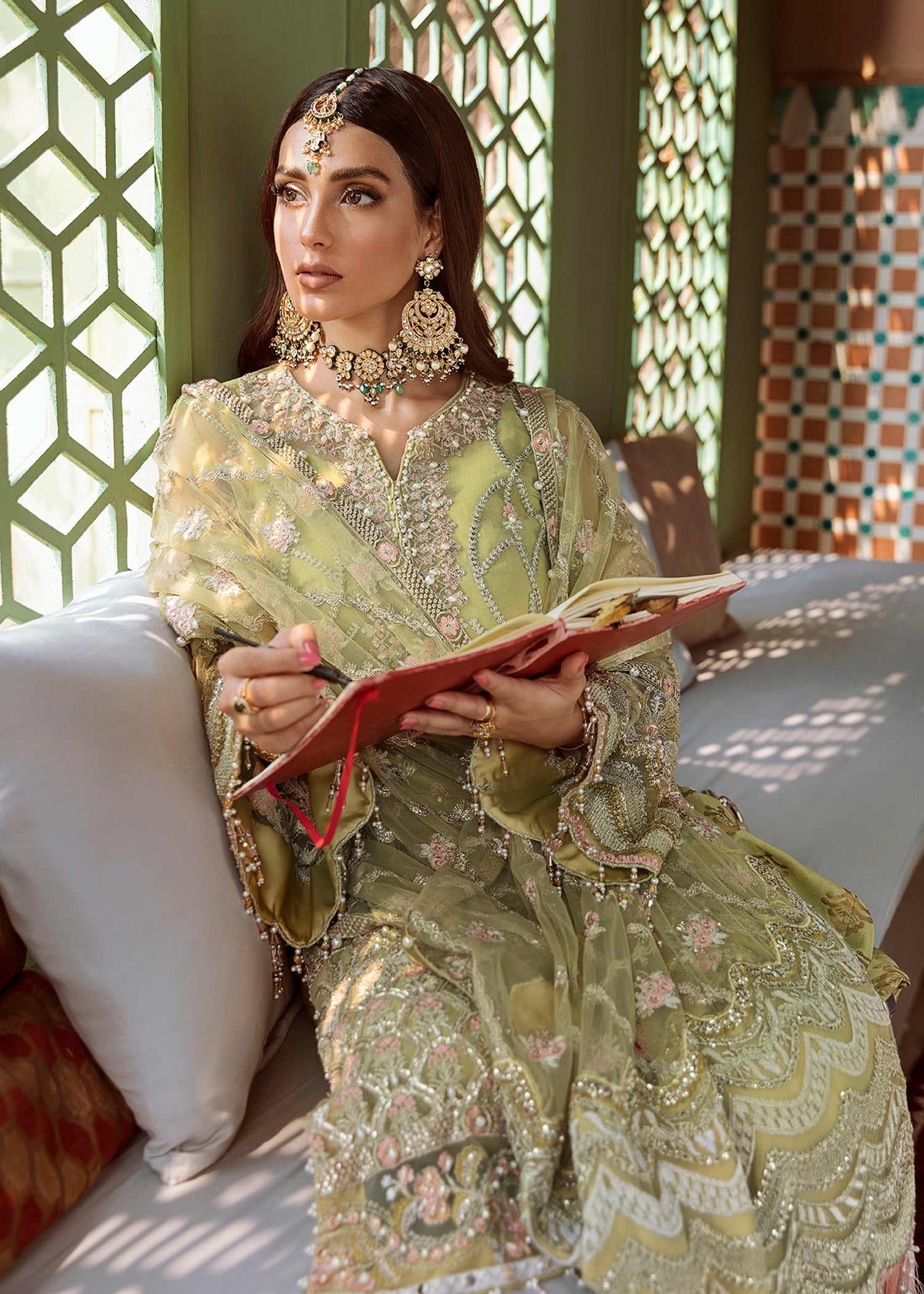 Kanwal Malik - Amirah – Western.pk