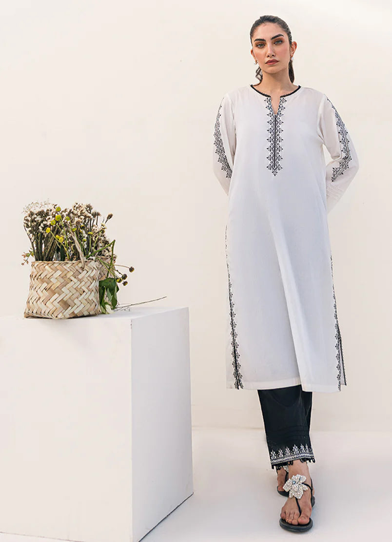 White and Black CO-ORD Set – Western.pk