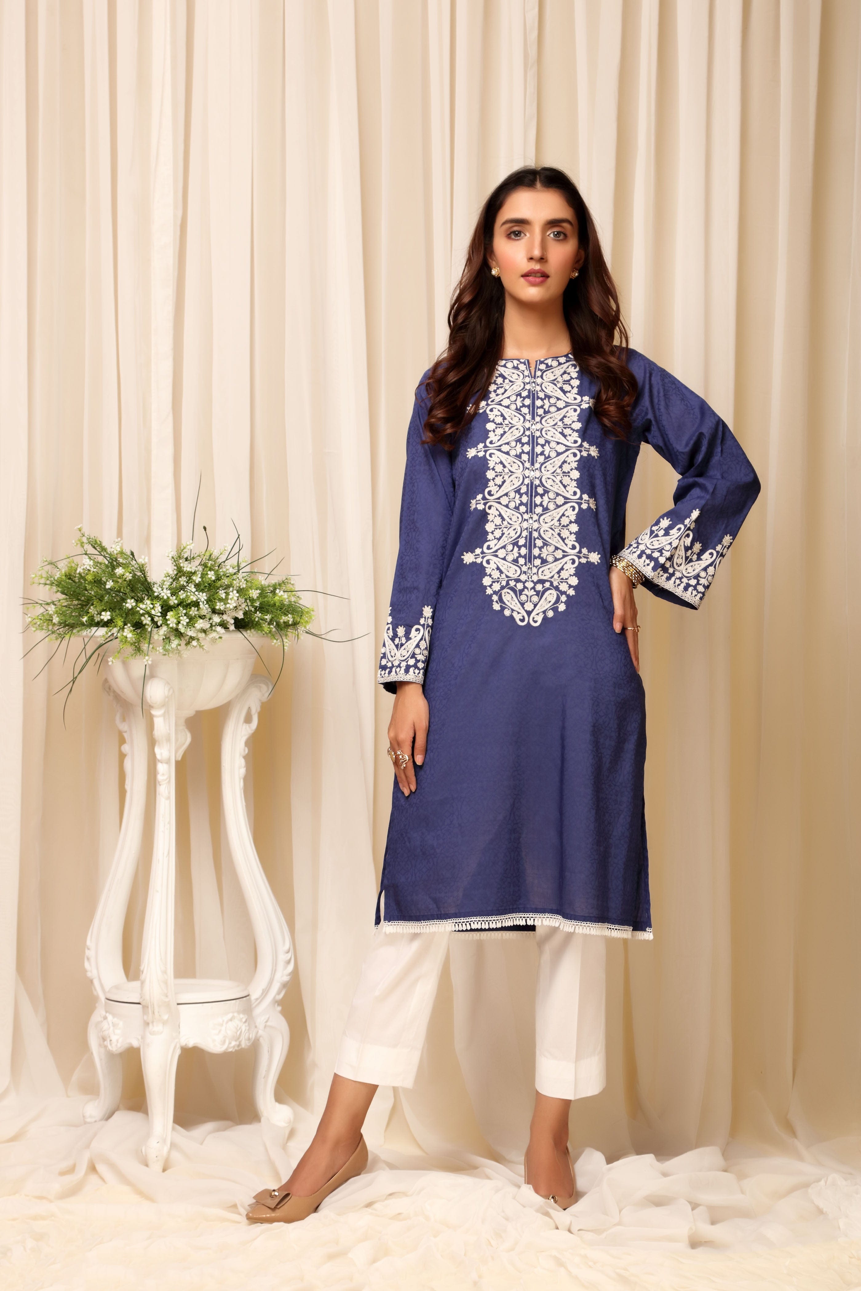 Chinyere – Western.pk