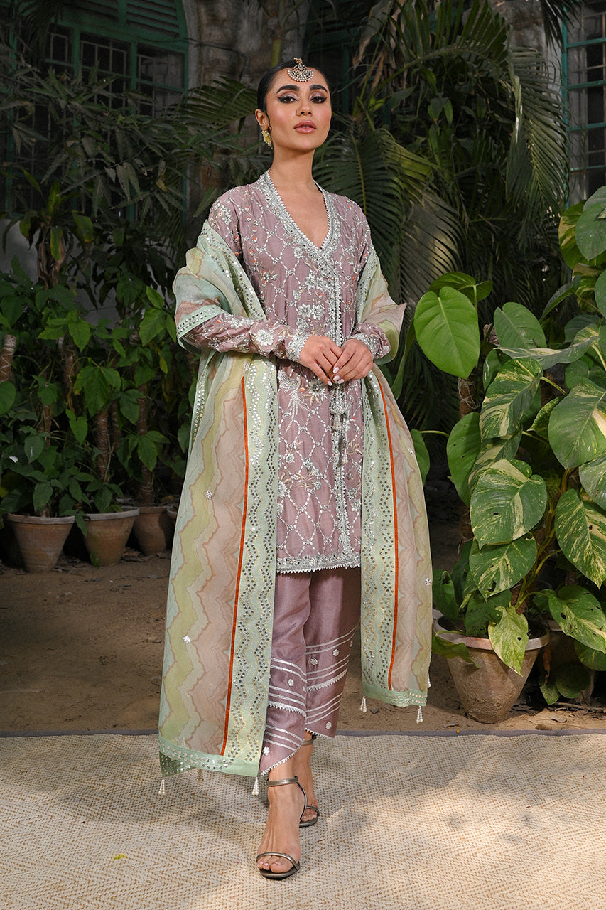 Uraan – Western.pk