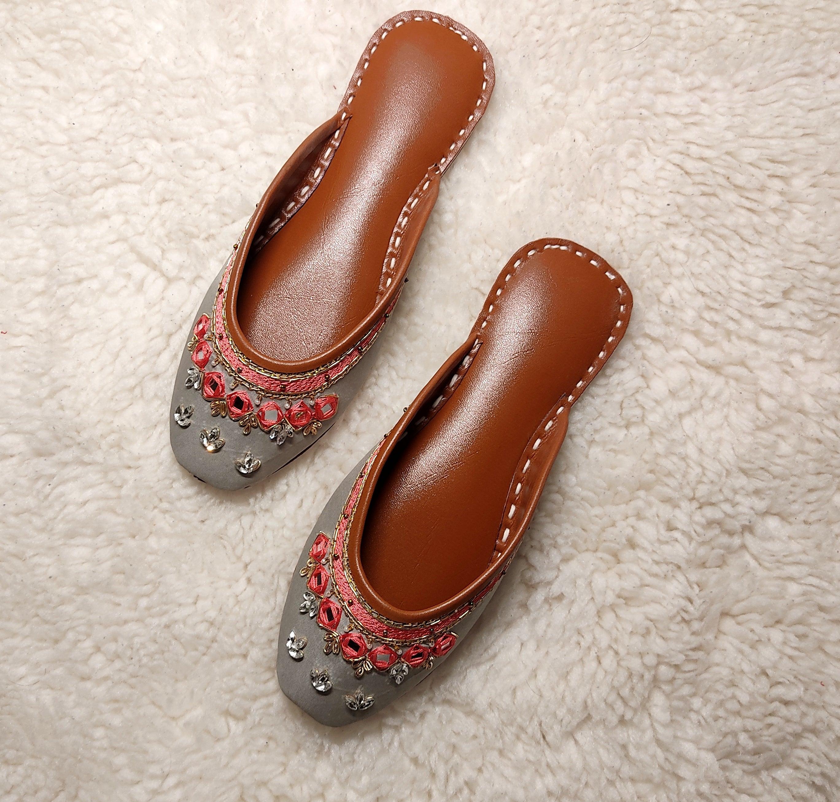 Zuruj - Ju-25 – Western.pk